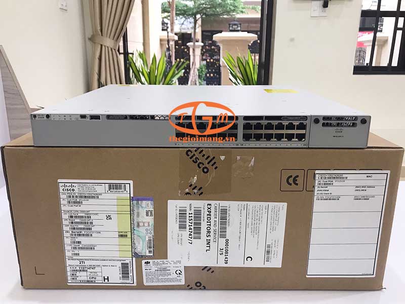 C9300-24T-A Cisco Catalyst 9300 Switch Layer 3, 24 Port